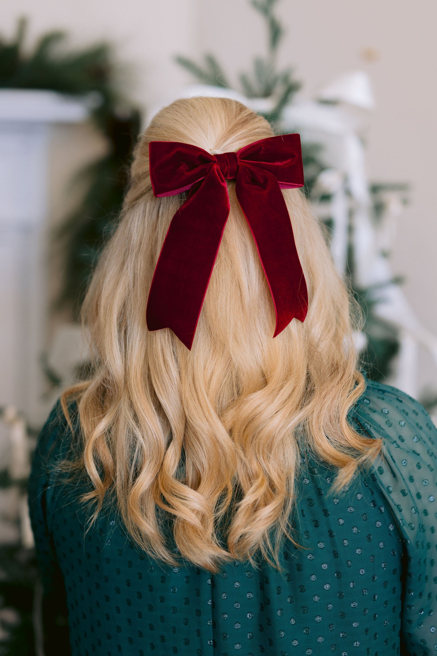 Bailee Velvet Bow – Grace & Grandeur Bow Company