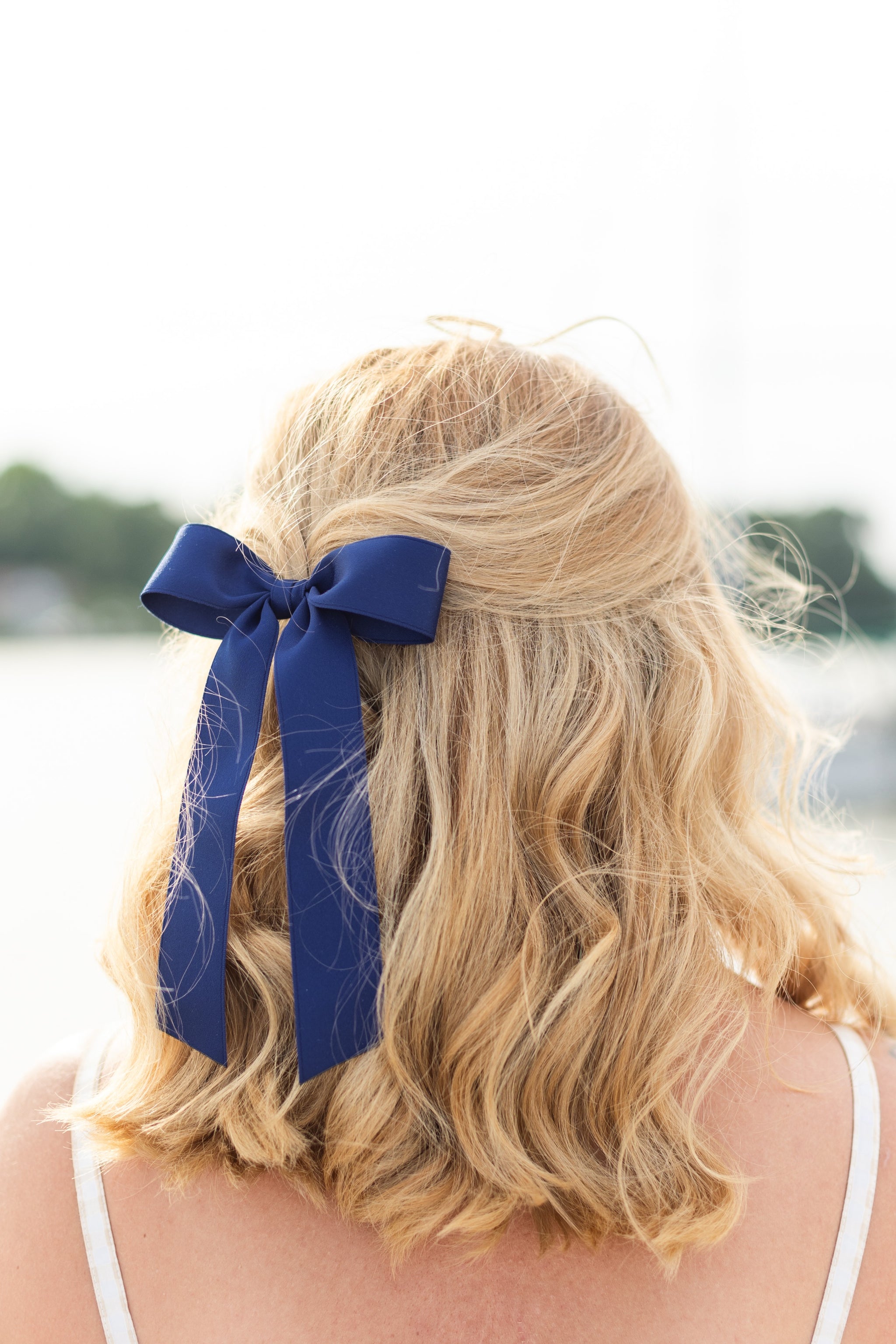 Florence Matte Satin Bow – Grace & Grandeur Bow Company
